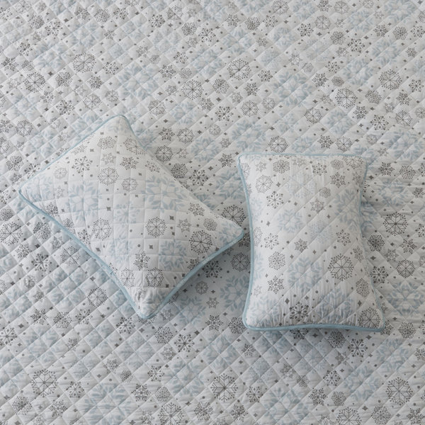 FreshFolds Blue / Grey Winter Snowflake Reversible Quilt Set with Shams ... FreshFolds Blue / Grey Winter Snowflake Reversible Quilt Set with Shams ...